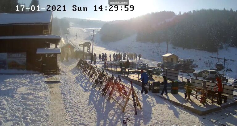 Webcam Centru de Echitatie Toplita - Webcam Romania
